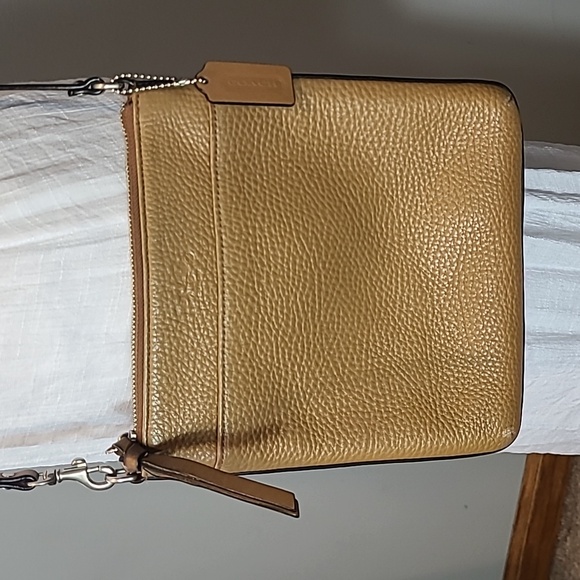 Coach | Bags | Coach Pebbled Leather Crossbody Bag | Poshmark